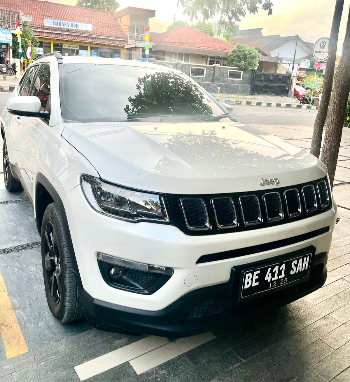 Jeep Compass Longitude 2019 - Garasi Kami