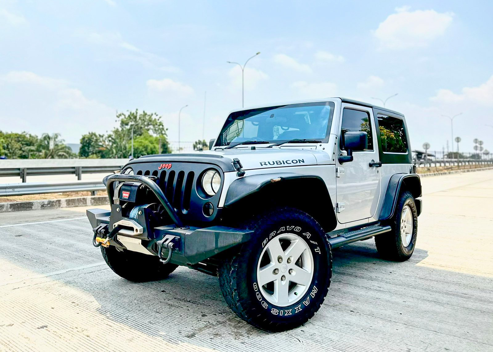 Jeep Wrangler Rubicon 3.8 4wd 2011 - Garasi Kami