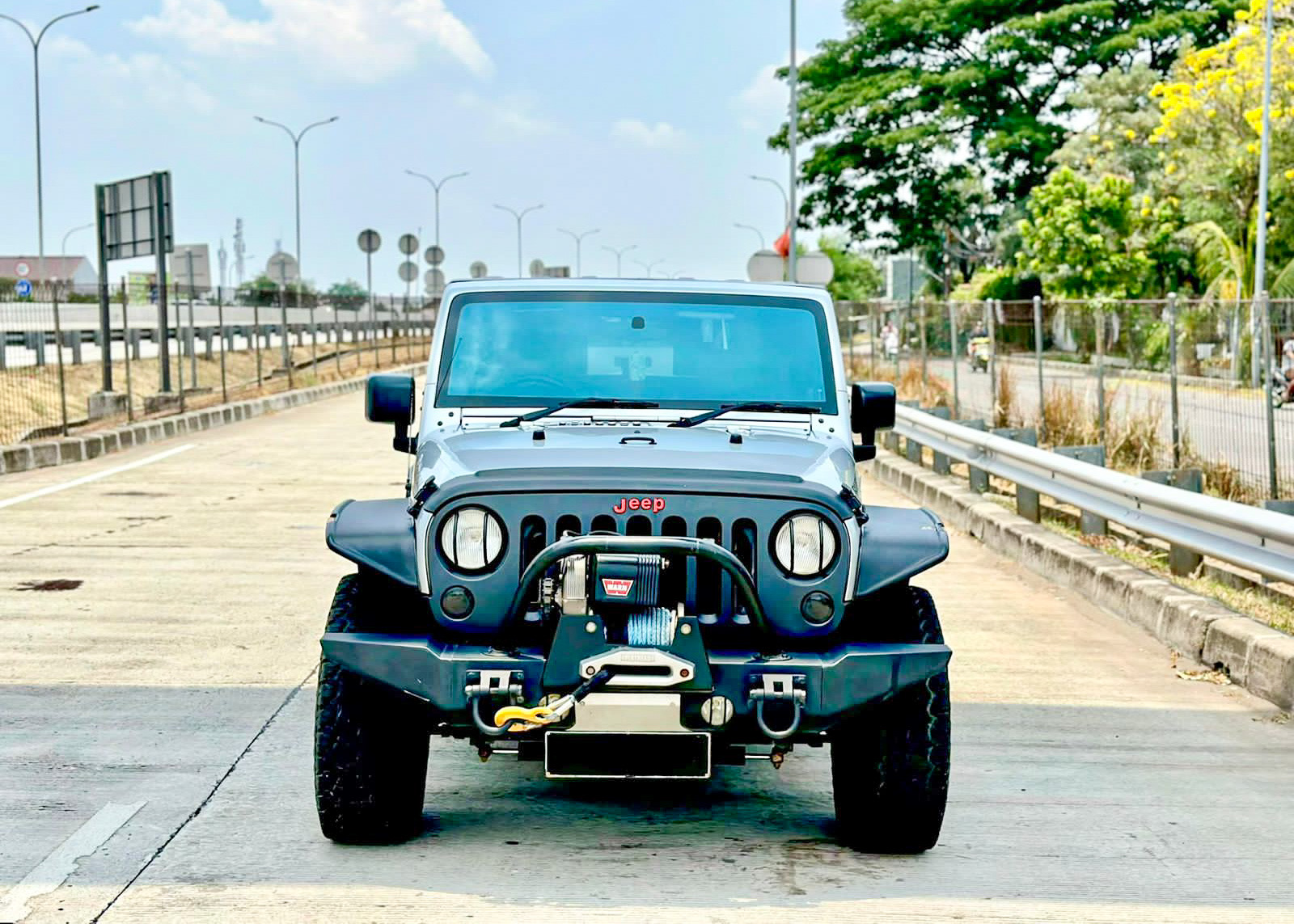 Jeep Wrangler Rubicon 3.8 4wd 2011 - Garasi Kami
