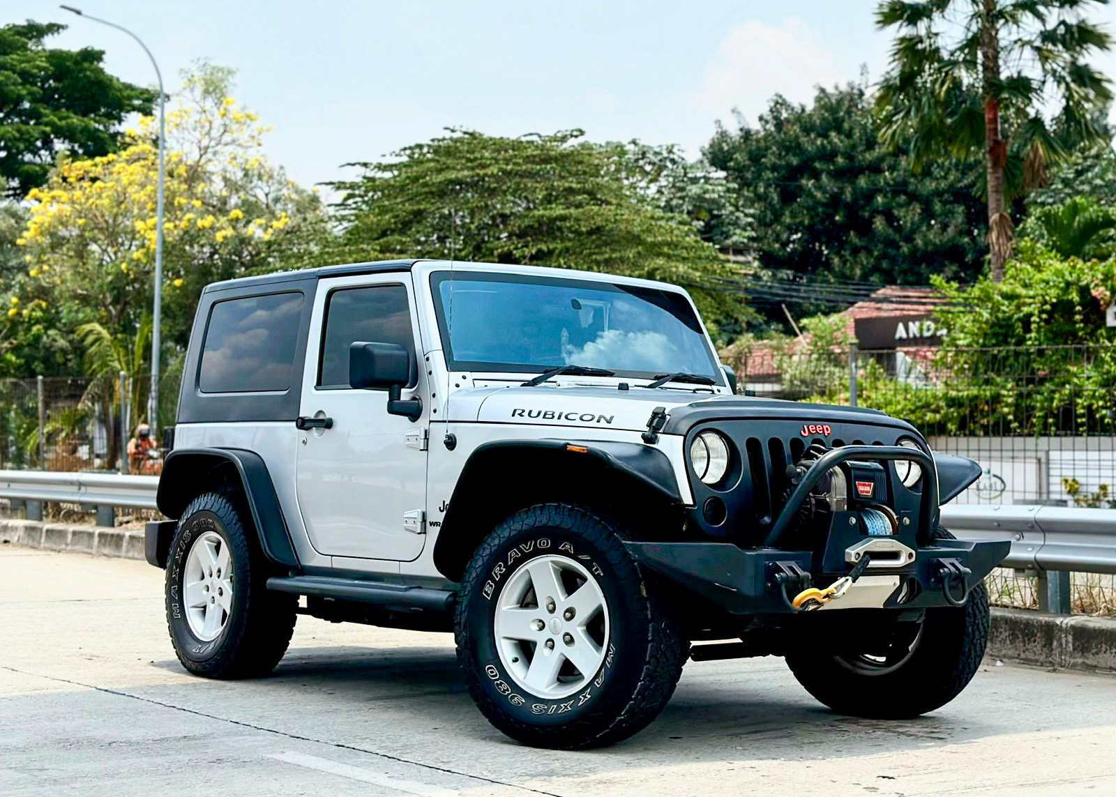 Jeep Wrangler Rubicon 3.8 4wd 2011 - Garasi Kami