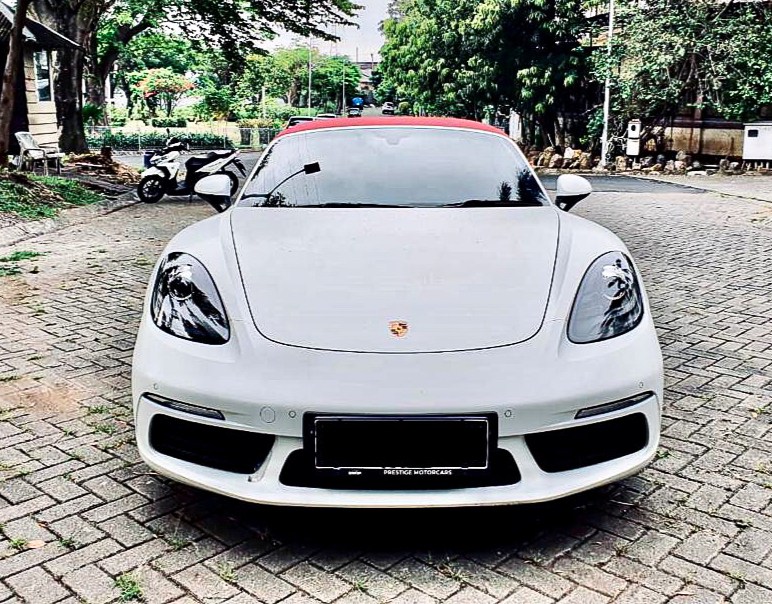 Porsche Boxster 718 2.0l Turbo Facelifted 2020 - Garasi Kami