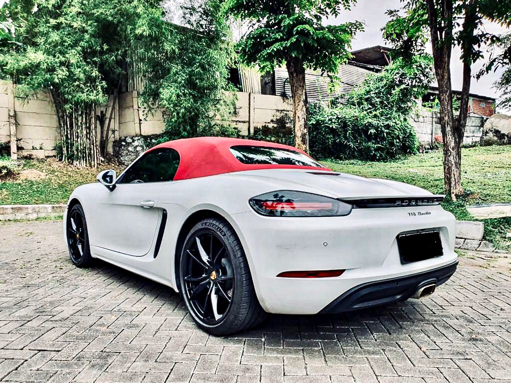 Porsche Boxster 718 2.0l Turbo Facelifted 2020 - Garasi Kami